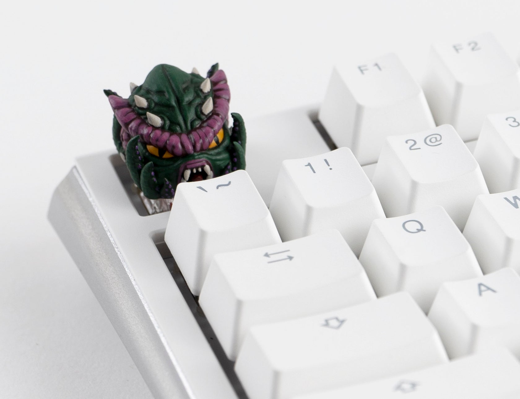 Peacaps Vvorisst Hand Painted Artisan Keycap