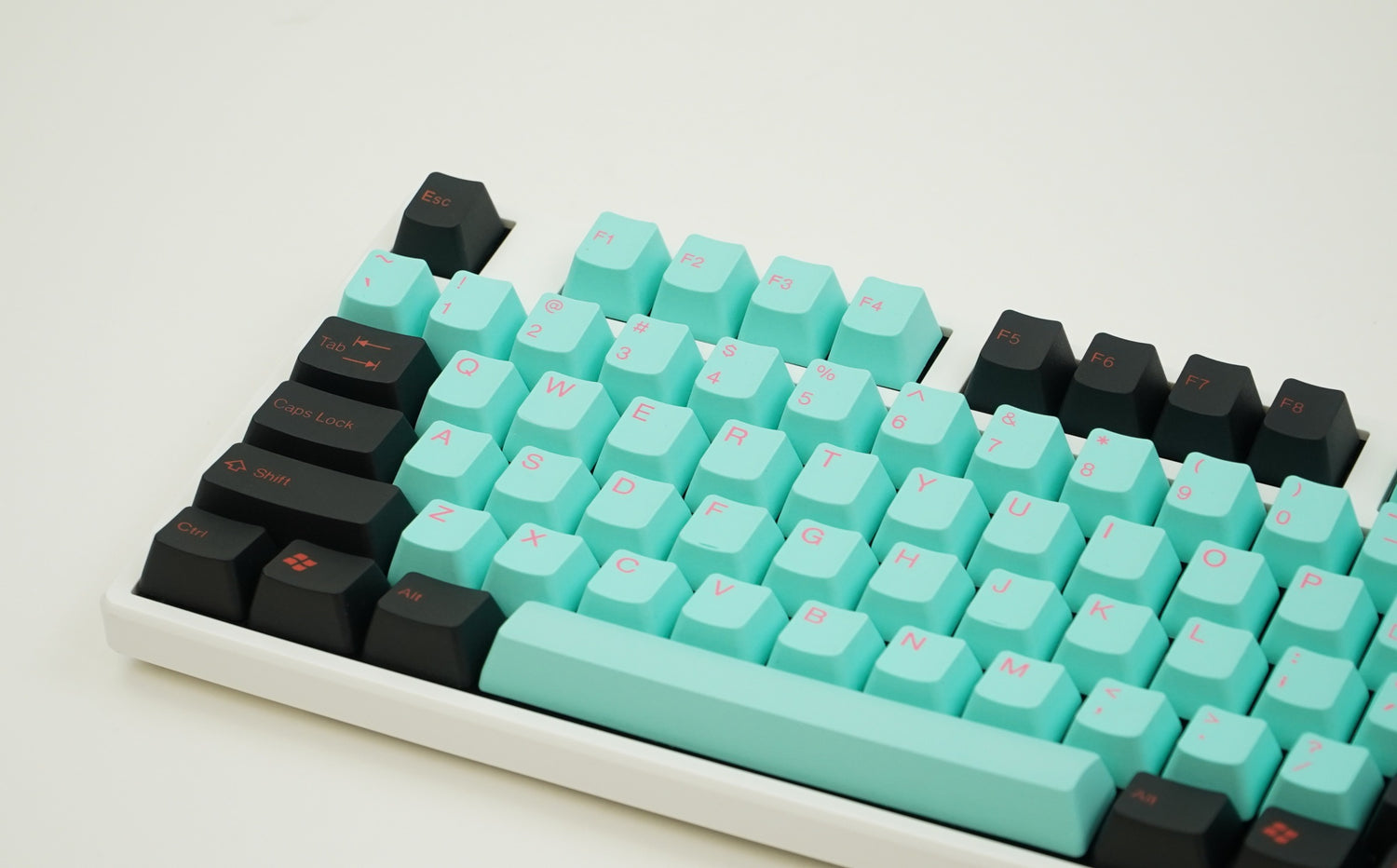 Tai-Hao Teal / Black 116 Key OEM Profile Double Shot PBT Keycap Set