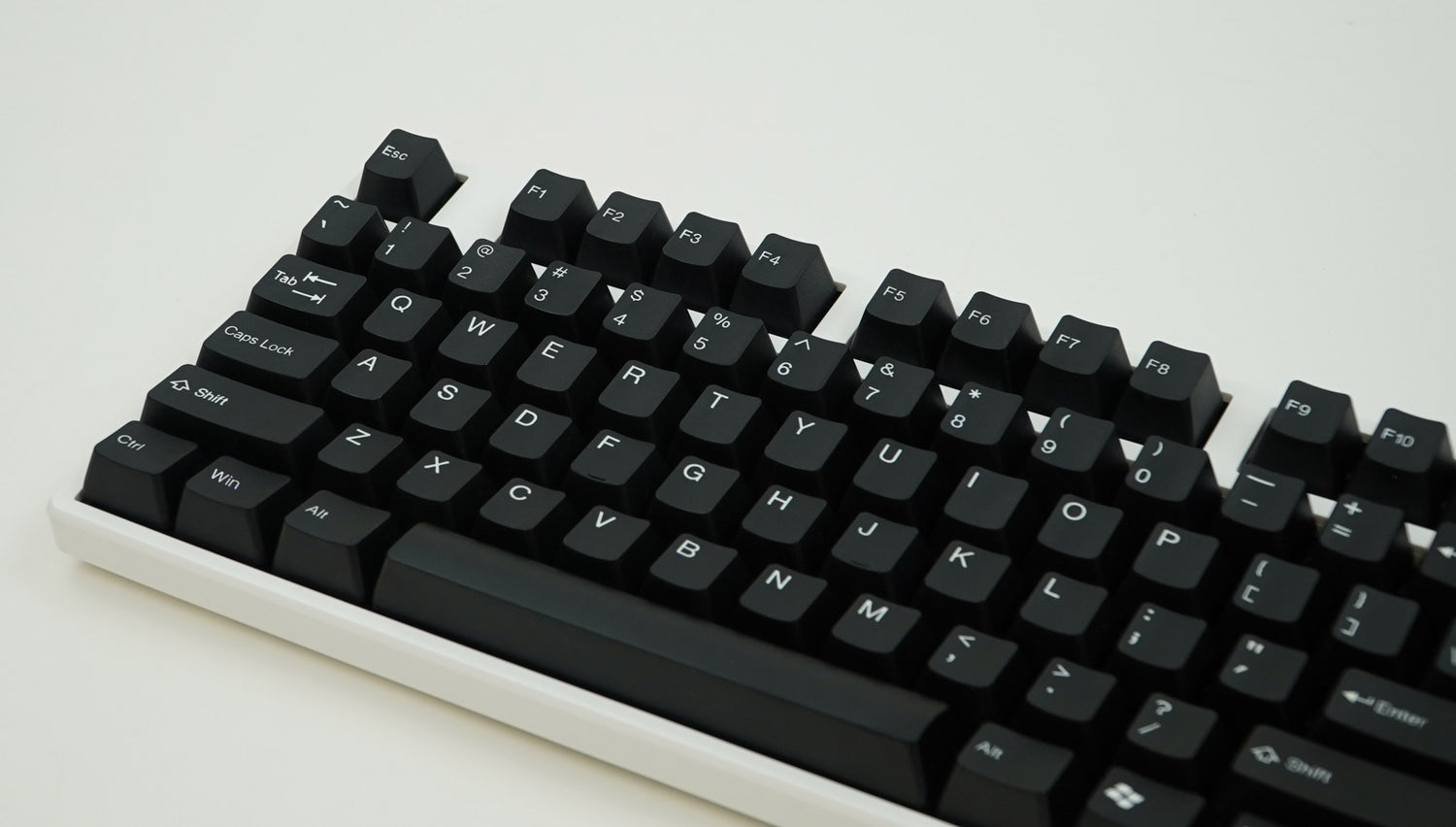 Tai-Hao White on Black 104 Key OEM Profile Double Shot ABS Keycap Set