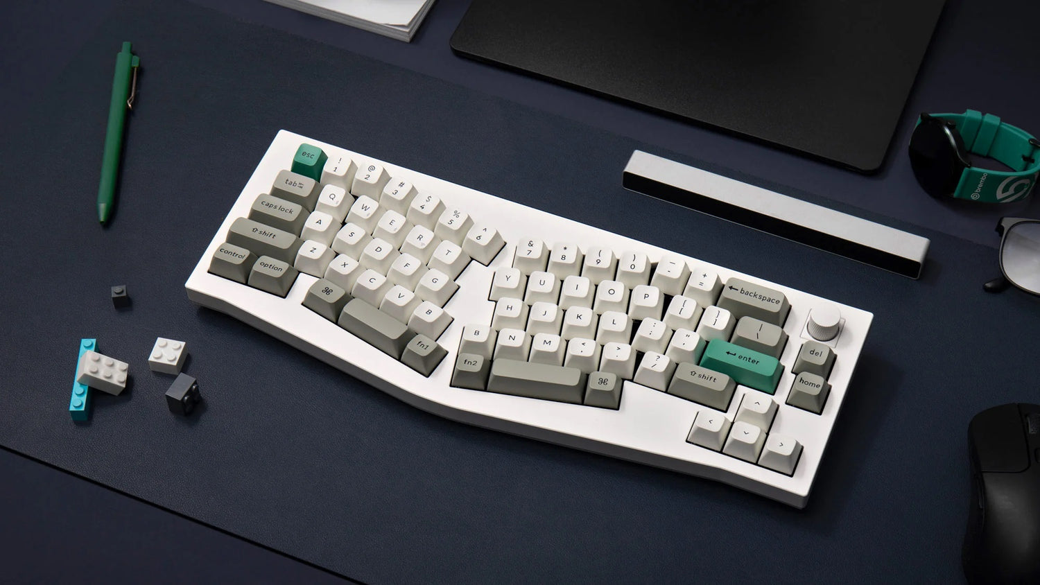 Keychron Q8 Max Aluminum 65% Alice Hotswap Wireless Keyboard