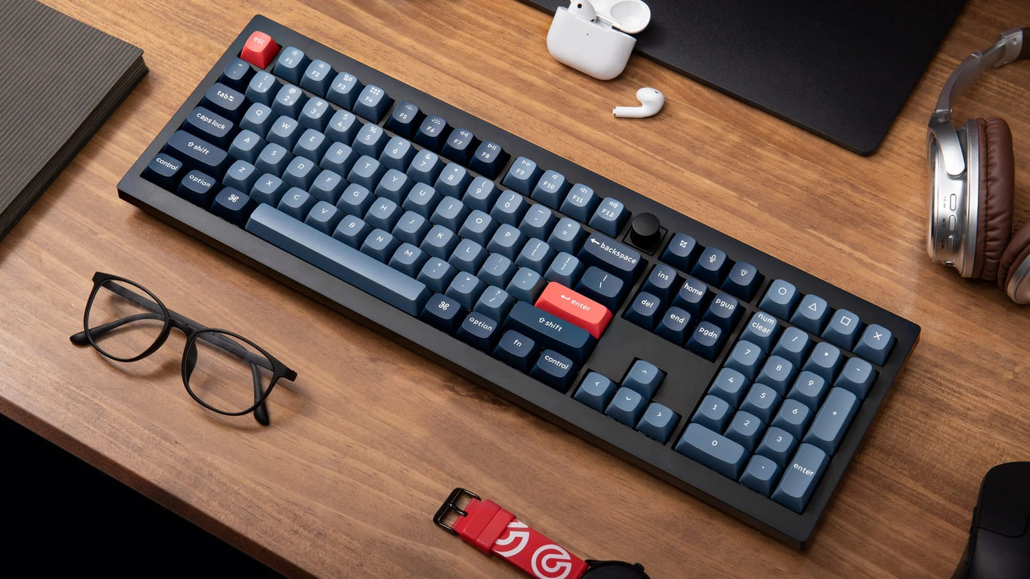 Keychron V6 Max w/ Knob Hotswap Bluetooth + 2.4 GHz. RGB Win + Mac Mec