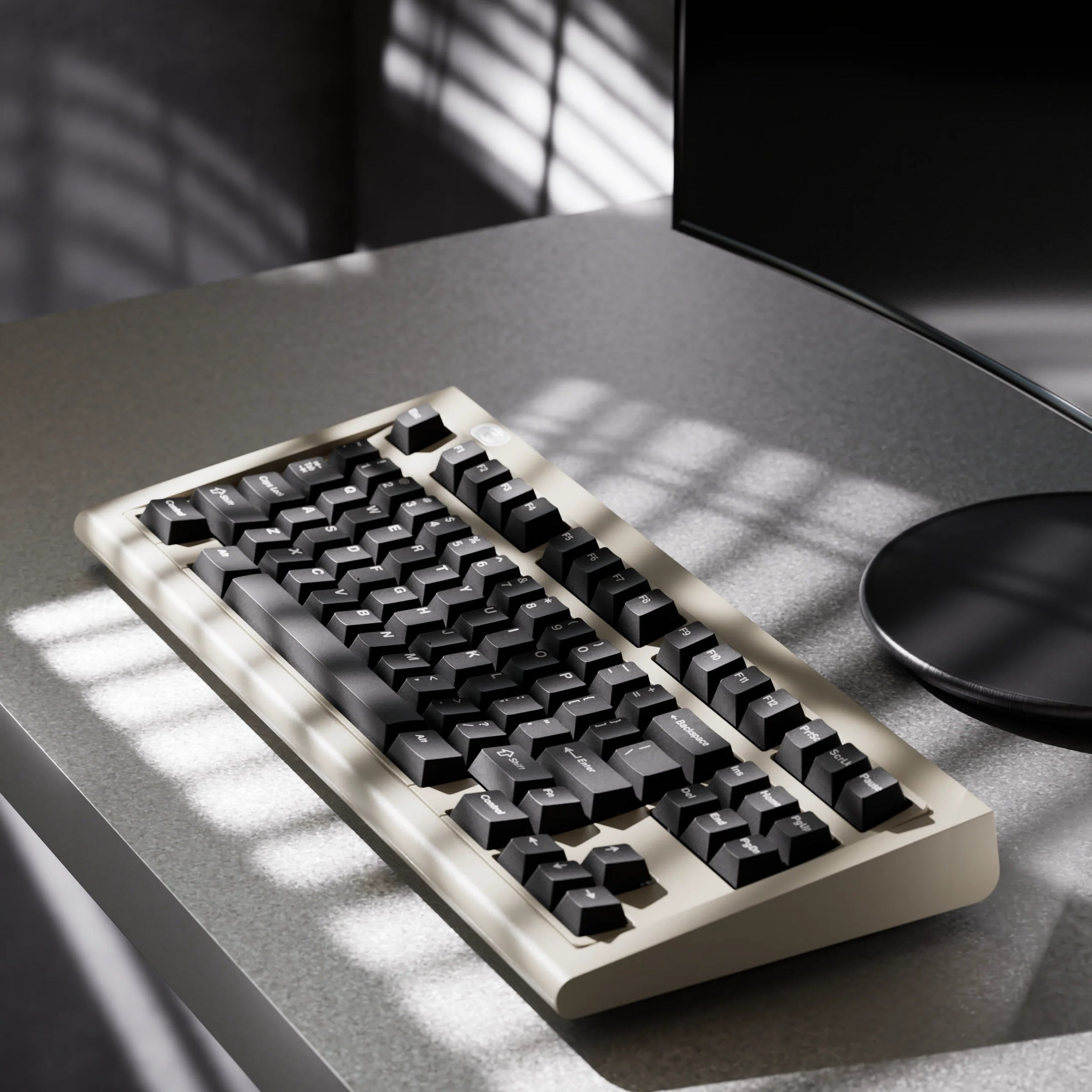 Vortex Model M SSK WKL TKL Hotswap Bluetooth and Wireless 2.4 GHz. Mec