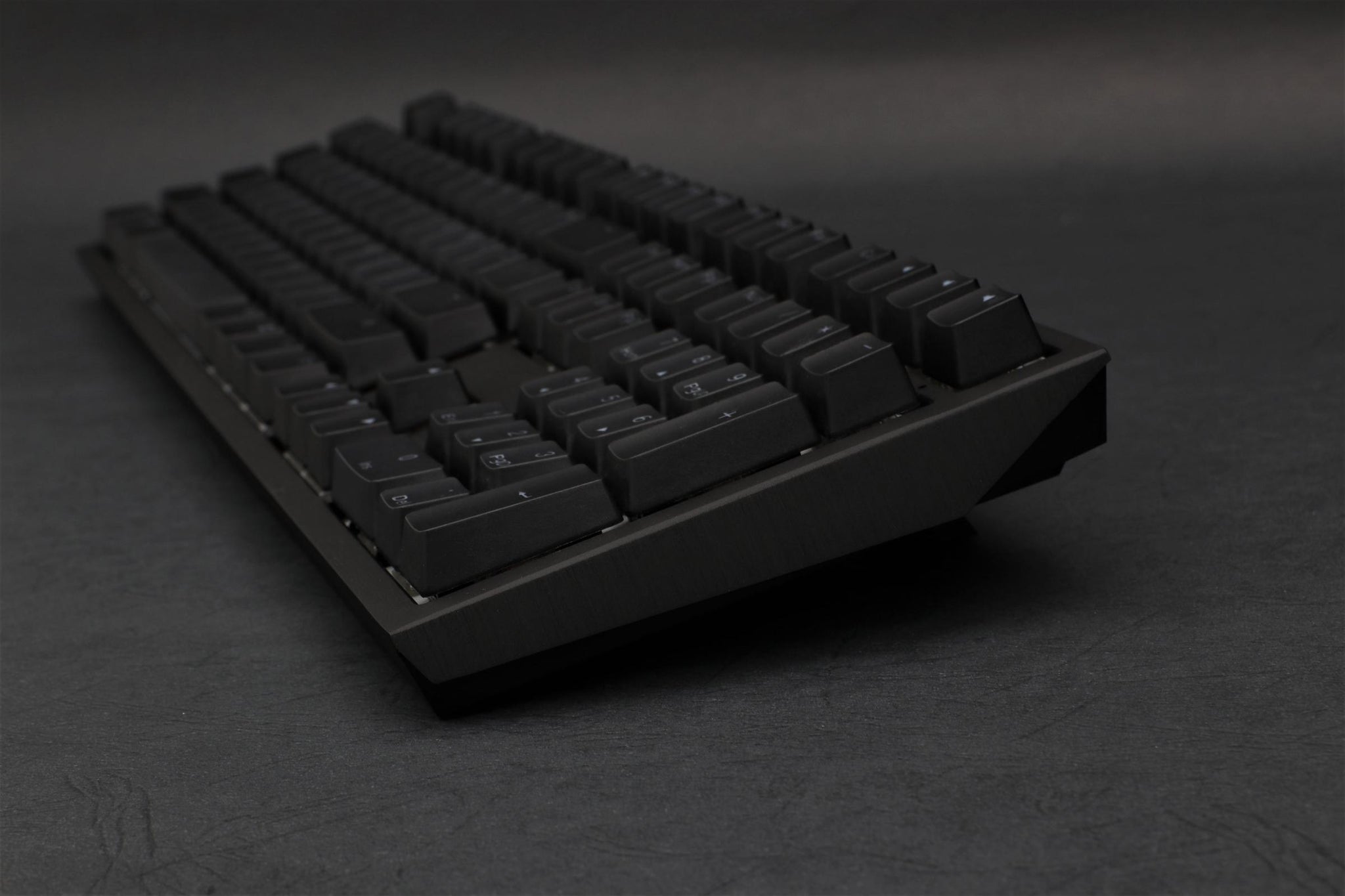 Ducky Shine 7 Blackout MK Exclusive First Release RGB LED Double Shot