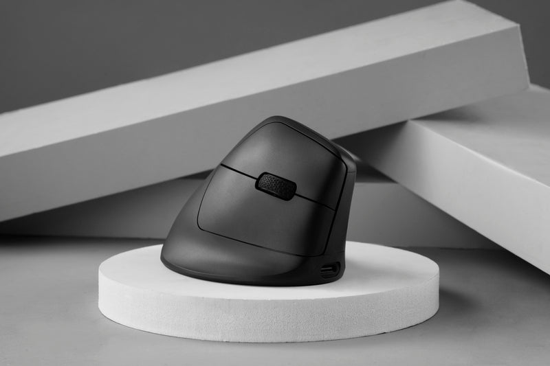 Keychron M5 8K Wireless Vertical Mouse