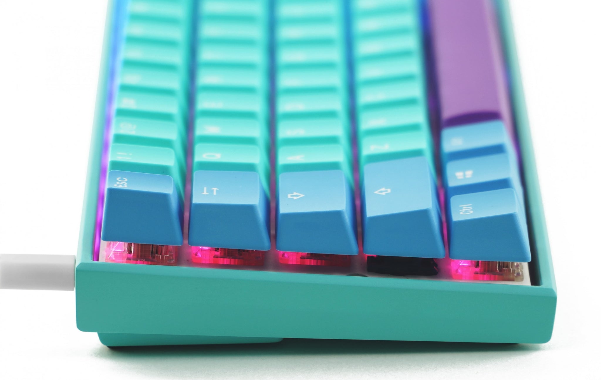 Ducky x MK Frozen Llama Mecha Mini v2 RGB LED 60% Double Shot PBT Mech