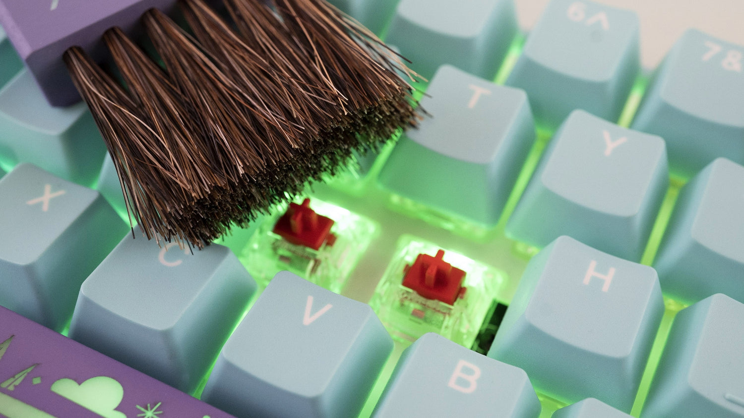 Filco x MK Frozen Llama Keyboard Cleaning Brush